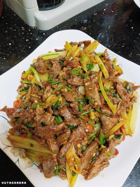 野山椒炒牛肉怎么做_野山椒炒牛肉用哪个部位最好-第1张图片-山城妙识 野山椒炒牛肉怎么做_野山椒炒牛肉用哪个部位最好-第1张图片-山城妙识