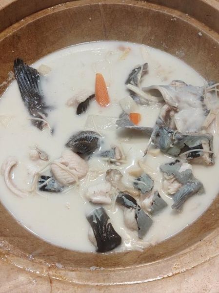 云南石锅鱼怎么做_云南石锅鱼配料有哪些-第3张图片-山城妙识 云南石锅鱼怎么做_云南石锅鱼配料有哪些-第3张图片-山城妙识