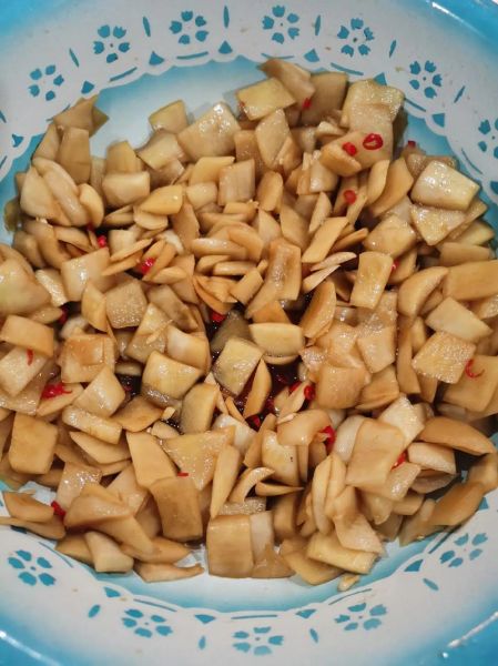 酸辣萝卜皮怎么做_酸辣萝卜皮腌制多久才脆-第3张图片-山城妙识 酸辣萝卜皮怎么做_酸辣萝卜皮腌制多久才脆-第3张图片-山城妙识