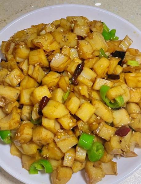 酸辣藕丁怎么做_酸辣藕丁的家常做法-第1张图片-山城妙识 酸辣藕丁怎么做_酸辣藕丁的家常做法-第1张图片-山城妙识