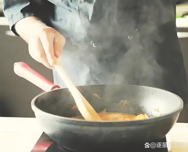 高级厨师炒菜视频_如何在家复刻大师级锅气-第2张图片-山城妙识