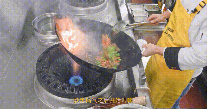 高级厨师炒菜视频_如何在家复刻大师级锅气-第3张图片-山城妙识