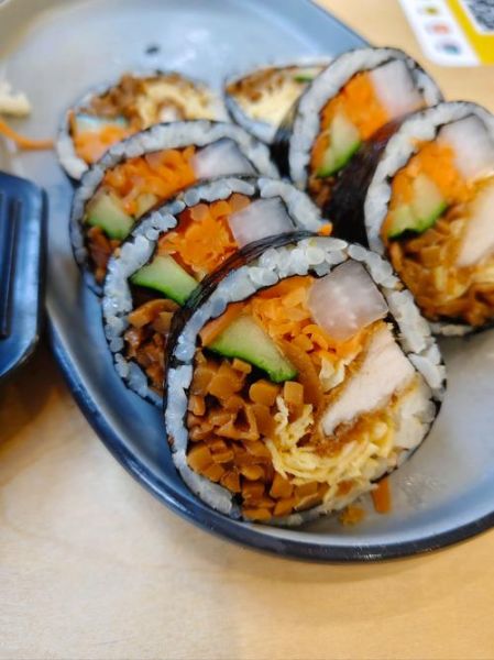 紫菜包饭怎么做_正宗紫菜包饭做法-第2张图片-山城妙识 紫菜包饭怎么做_正宗紫菜包饭做法-第2张图片-山城妙识