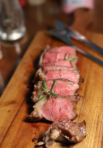 菲力牛排和西冷牛排哪个贵_价格差异原因-第3张图片-山城妙识 菲力牛排和西冷牛排哪个贵_价格差异原因-第3张图片-山城妙识