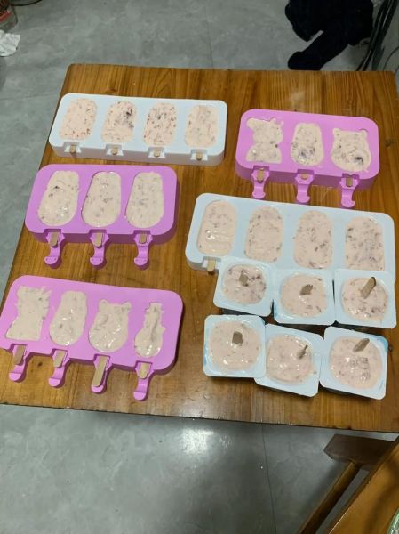 草莓酸奶雪糕怎么做_草莓酸奶雪糕热量高吗-第2张图片-山城妙识