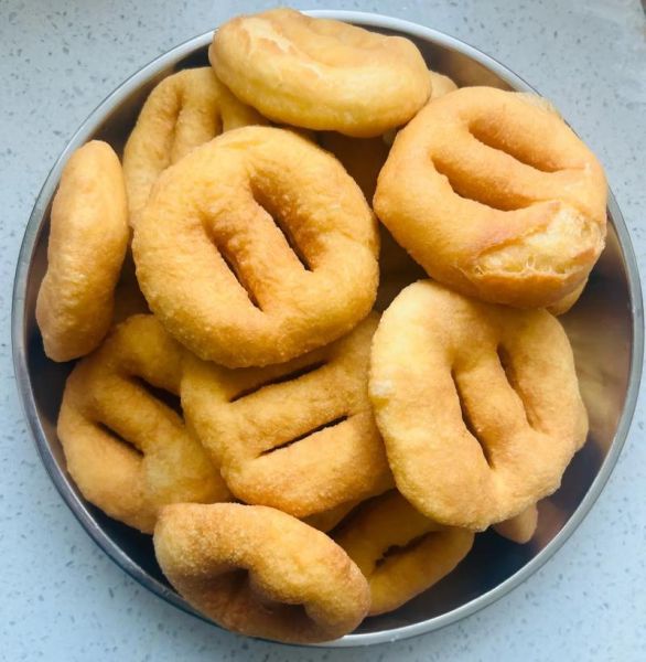 炸油饼的做法和配方_怎样炸出外酥里嫩-第2张图片-山城妙识 炸油饼的做法和配方_怎样炸出外酥里嫩-第2张图片-山城妙识