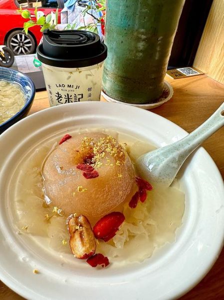 冰糖雪梨的做法_冰糖雪梨的功效与禁忌-第1张图片-山城妙识