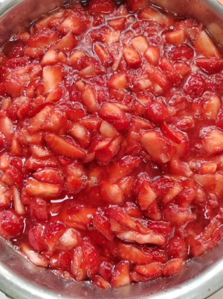 草莓酱软萌小仙女怎么做_草莓酱软萌小仙女好吃吗-第1张图片-山城妙识 草莓酱软萌小仙女怎么做_草莓酱软萌小仙女好吃吗-第1张图片-山城妙识