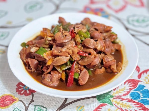 青椒炒鸡胗怎么炒才脆_鸡胗去腥的3个关键步骤-第2张图片-山城妙识 青椒炒鸡胗怎么炒才脆_鸡胗去腥的3个关键步骤-第2张图片-山城妙识