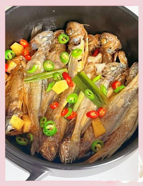 油焖小黄花鱼怎么做_油焖小黄花鱼的家常做法-第2张图片-山城妙识 油焖小黄花鱼怎么做_油焖小黄花鱼的家常做法-第2张图片-山城妙识