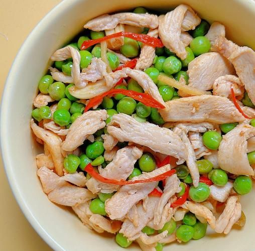 爆炒鸡胸肉怎么做才嫩_鸡胸肉炒多久不会柴-第2张图片-山城妙识 爆炒鸡胸肉怎么做才嫩_鸡胸肉炒多久不会柴-第2张图片-山城妙识