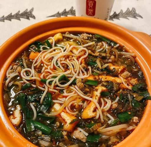 小锅米线哪里最正宗_小锅米线做法步骤-第1张图片-山城妙识