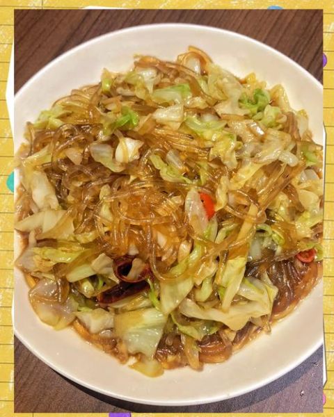 圆白菜炒粉条怎么做_圆白菜炒粉条的家常做法-第1张图片-山城妙识