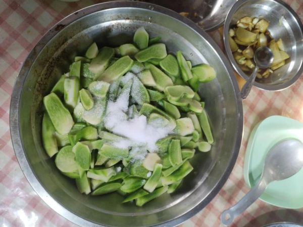 青萝卜怎么腌制_青萝卜腌多久才脆-第1张图片-山城妙识 青萝卜怎么腌制_青萝卜腌多久才脆-第1张图片-山城妙识