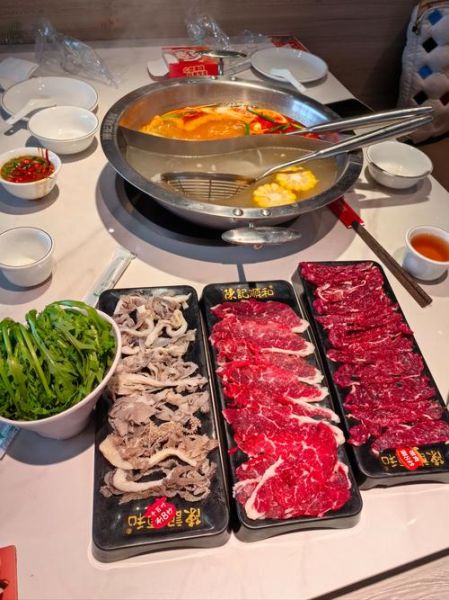 牛肉火锅怎么做_牛肉火锅的窍门有哪些-第1张图片-山城妙识 牛肉火锅怎么做_牛肉火锅的窍门有哪些-第1张图片-山城妙识