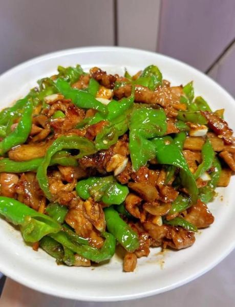 辣椒炒肉用什么辣椒_正宗湘菜做法步骤-第1张图片-山城妙识 辣椒炒肉用什么辣椒_正宗湘菜做法步骤-第1张图片-山城妙识