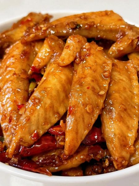 鸡翅尖能吃吗_鸡翅尖有毒是真的吗-第1张图片-山城妙识 鸡翅尖能吃吗_鸡翅尖有毒是真的吗-第1张图片-山城妙识