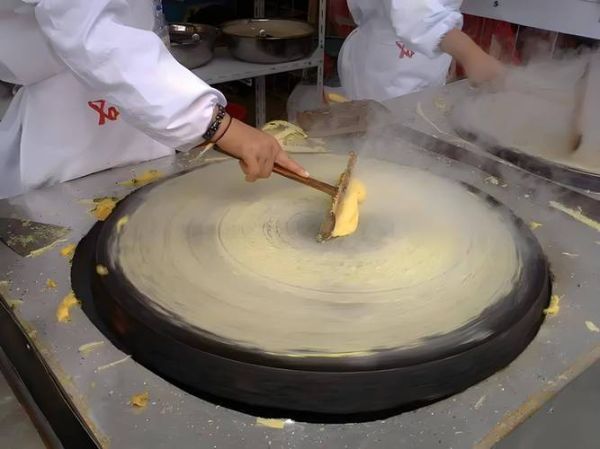 摊煎饼怎么做_摊煎饼用什么面粉-第1张图片-山城妙识