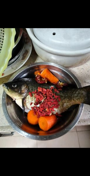 红萝卜鱼汤怎么做_红萝卜鱼汤的营养价值-第1张图片-山城妙识 红萝卜鱼汤怎么做_红萝卜鱼汤的营养价值-第1张图片-山城妙识