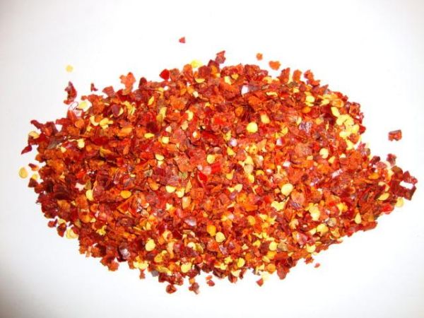 辣椒碎怎么做_辣椒碎保存多久-第1张图片-山城妙识