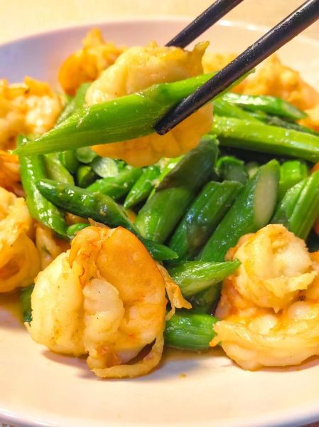 虾仁炒芦笋怎么做_虾仁炒芦笋焯水吗-第3张图片-山城妙识 虾仁炒芦笋怎么做_虾仁炒芦笋焯水吗-第3张图片-山城妙识