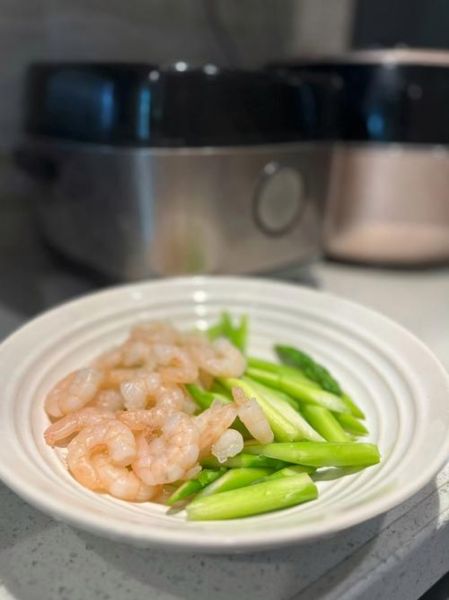 虾仁炒芦笋怎么做_虾仁炒芦笋焯水吗-第2张图片-山城妙识 虾仁炒芦笋怎么做_虾仁炒芦笋焯水吗-第2张图片-山城妙识