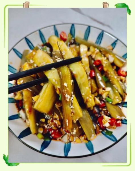 凉拌茄子怎么做_家常凉拌茄子要不要焯水-第2张图片-山城妙识