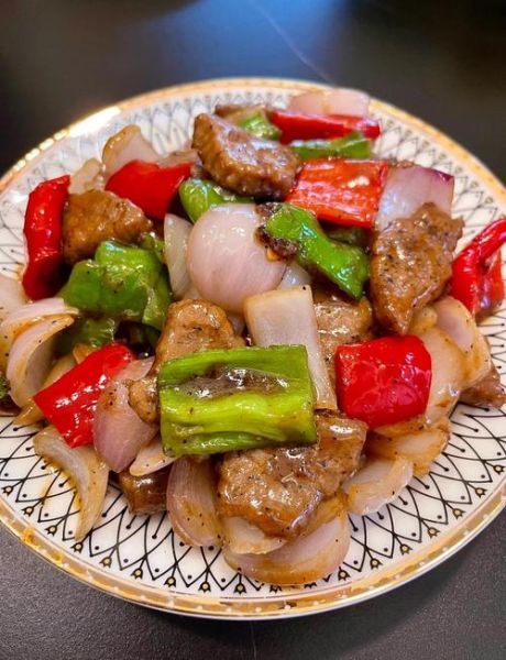 黑椒牛排怎么做_家常黑椒牛排做法-第1张图片-山城妙识