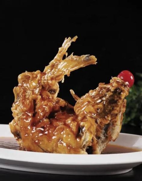 糖醋鲤鱼是哪里的菜_糖醋鲤鱼典故由来-第1张图片-山城妙识