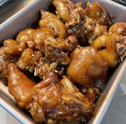 烤猪蹄怎么做_烤猪蹄需要焯水吗-第3张图片-山城妙识