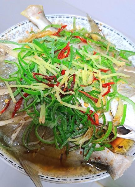 白鲳鱼怎么做好吃_家常清蒸白鲳鱼做法-第2张图片-山城妙识