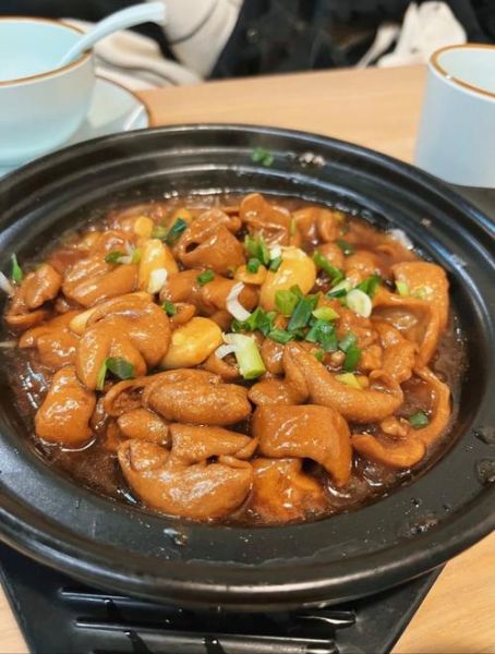 红烧肥肠怎么做好吃_红烧肥肠最正宗的做法-第1张图片-山城妙识 红烧肥肠怎么做好吃_红烧肥肠最正宗的做法-第1张图片-山城妙识