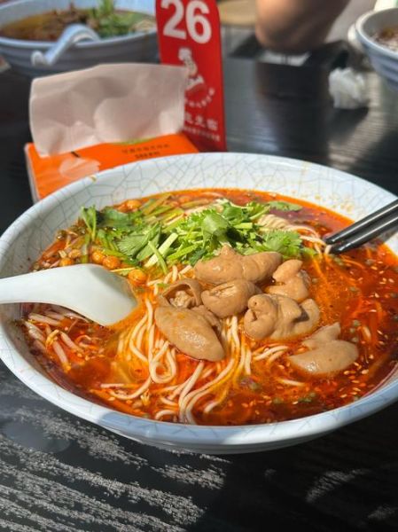 肥肠面图片高清_如何在家做出面馆级口感-第1张图片-山城妙识