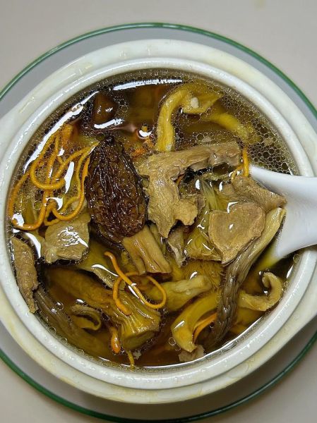 菌汤的做法大全_菌汤怎么炖才鲜-第1张图片-山城妙识