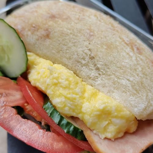 鸡蛋培根三明治怎么做_鸡蛋培根三明治热量高吗-第3张图片-山城妙识 鸡蛋培根三明治怎么做_鸡蛋培根三明治热量高吗-第3张图片-山城妙识