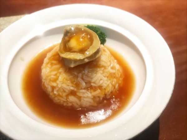 鲍鱼捞饭怎么做_鲍鱼捞饭的正确做法-第1张图片-山城妙识 鲍鱼捞饭怎么做_鲍鱼捞饭的正确做法-第1张图片-山城妙识