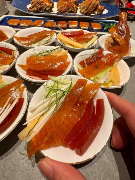 北京烤鸭怎么吃_正宗吃法步骤-第2张图片-山城妙识 北京烤鸭怎么吃_正宗吃法步骤-第2张图片-山城妙识