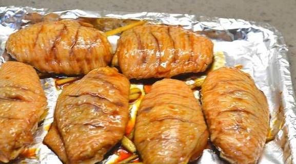 锡纸烤鸡翅烤箱一般几分钟_锡纸烤鸡翅怎么做-第3张图片-山城妙识 锡纸烤鸡翅烤箱一般几分钟_锡纸烤鸡翅怎么做-第3张图片-山城妙识