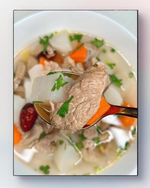 萝卜羊肉汤怎么做最正宗_羊肉汤去膻味技巧-第3张图片-山城妙识 萝卜羊肉汤怎么做最正宗_羊肉汤去膻味技巧-第3张图片-山城妙识