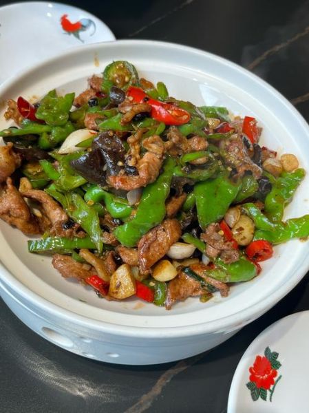 饭店菜品图片高清怎么拍_如何用手机拍出高清饭店菜品图-第1张图片-山城妙识 饭店菜品图片高清怎么拍_如何用手机拍出高清饭店菜品图-第1张图片-山城妙识