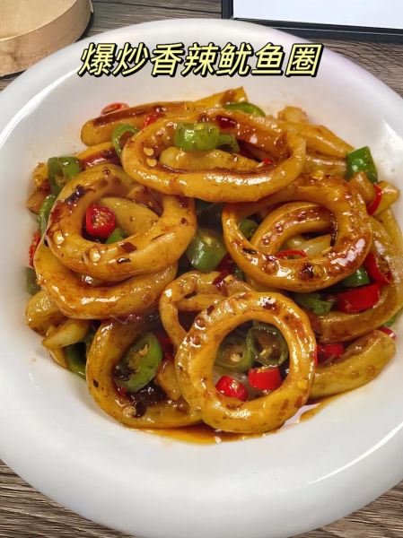 炒鱿鱼圈的家常做法_怎么炒鱿鱼圈才嫩-第3张图片-山城妙识 炒鱿鱼圈的家常做法_怎么炒鱿鱼圈才嫩-第3张图片-山城妙识