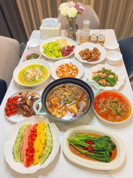 家庭聚会菜谱推荐_适合10人一桌的家常菜-第1张图片-山城妙识 家庭聚会菜谱推荐_适合10人一桌的家常菜-第1张图片-山城妙识