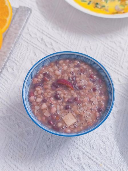 薏米红豆粥什么时候喝最好_空腹吃还是饭后吃-第2张图片-山城妙识 薏米红豆粥什么时候喝最好_空腹吃还是饭后吃-第2张图片-山城妙识