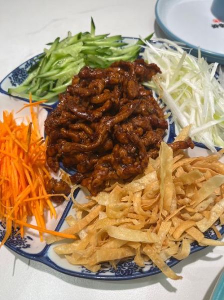 卷饼配菜有哪些_卷饼配菜怎么搭配才好吃-第1张图片-山城妙识 卷饼配菜有哪些_卷饼配菜怎么搭配才好吃-第1张图片-山城妙识