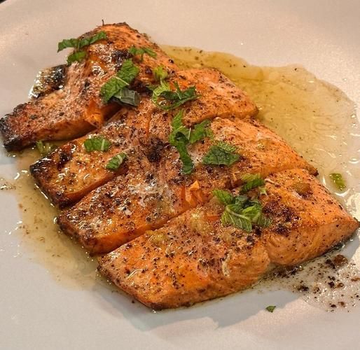 三文鱼怎么煎好吃_煎三文鱼用什么锅最好-第1张图片-山城妙识 三文鱼怎么煎好吃_煎三文鱼用什么锅最好-第1张图片-山城妙识