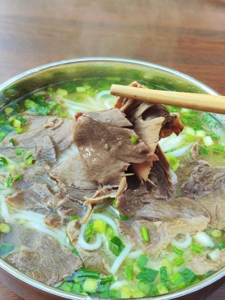 羊肉米线怎么做好吃_羊肉米线做法大全-第2张图片-山城妙识 羊肉米线怎么做好吃_羊肉米线做法大全-第2张图片-山城妙识