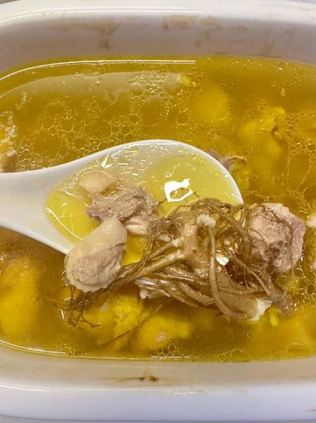 怎么炖鸡汤肉不柴_炖鸡汤肉嫩不柴的窍门-第3张图片-山城妙识 怎么炖鸡汤肉不柴_炖鸡汤肉嫩不柴的窍门-第3张图片-山城妙识