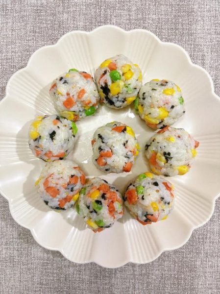 自制饭团怎么做_饭团用什么米最好-第1张图片-山城妙识 自制饭团怎么做_饭团用什么米最好-第1张图片-山城妙识