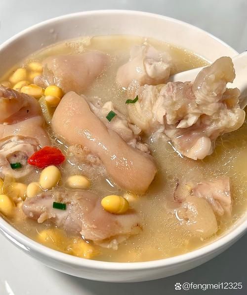 猪蹄汤加花生还是黄豆下奶快_哪个更催奶-第3张图片-山城妙识
