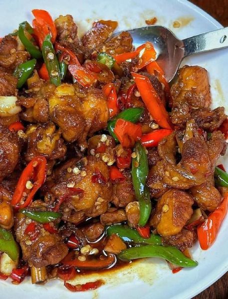 辣子鸡块怎么做好吃_辣子鸡块正宗做法-第1张图片-山城妙识